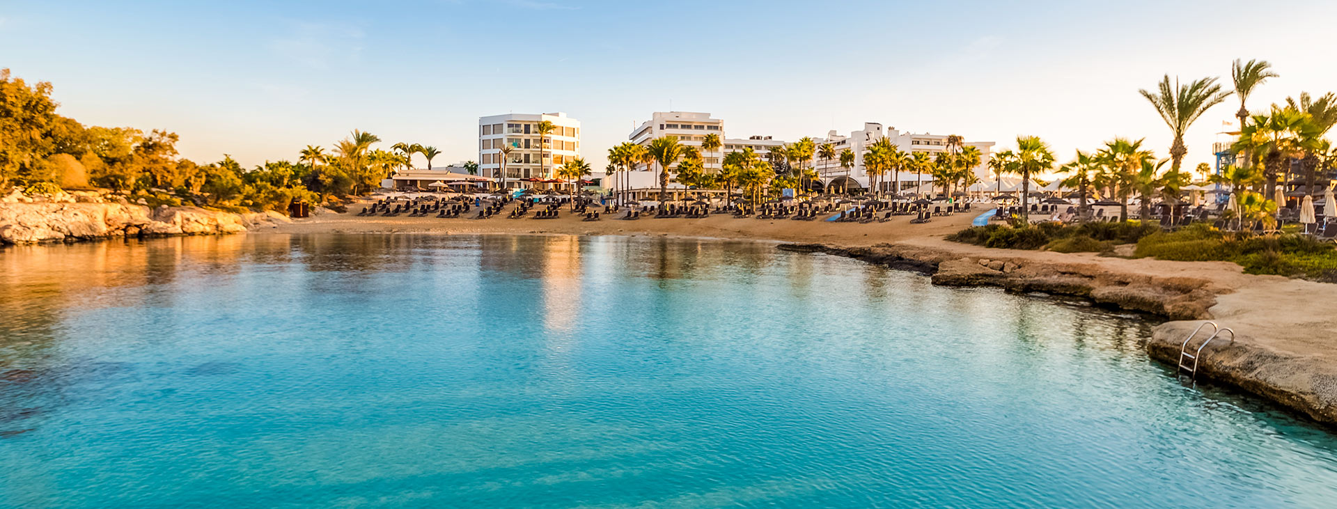 Adams Beach Hotel - Bestil hotel i Ayia Napa hos Spies